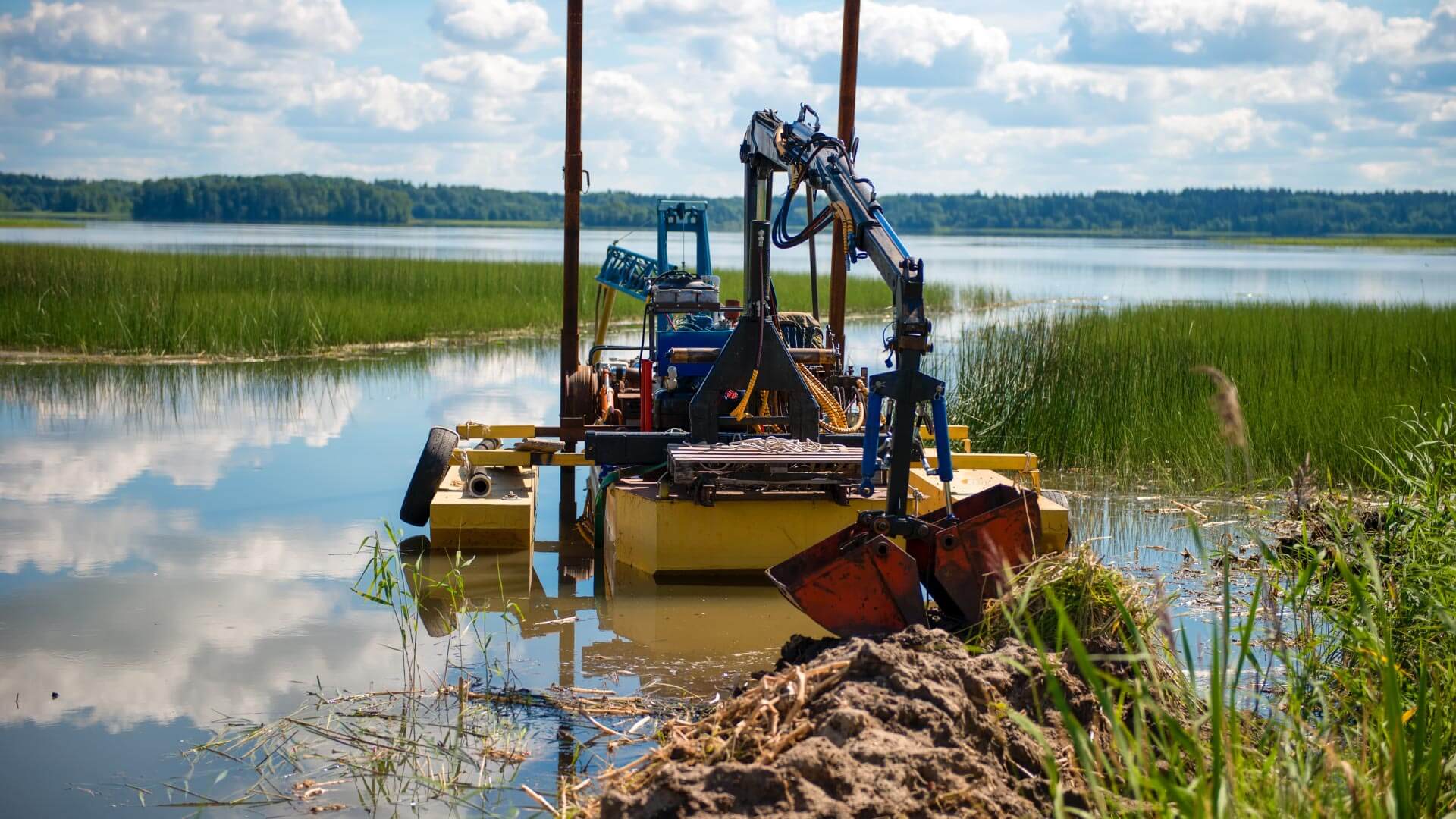Hydraulic Dredging and Its Key Applications